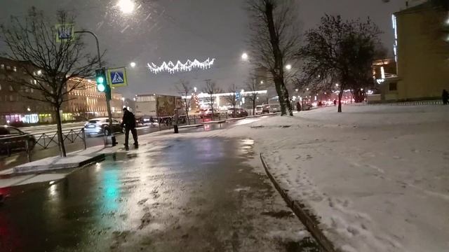 ВЕЧЕРНЯЯ ПРОГУЛКА.