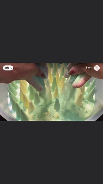 (◕‿◕✿)(◡‿◡✿)