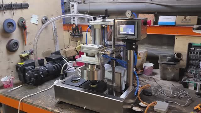 Вакуумный Укупорщик Банок " Твист-офф " Автоматический Для Двух Банок