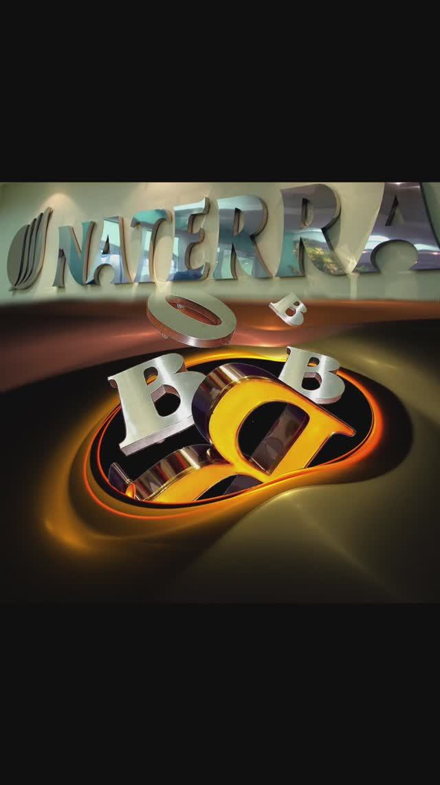 Объемные буквы пока не отменили…