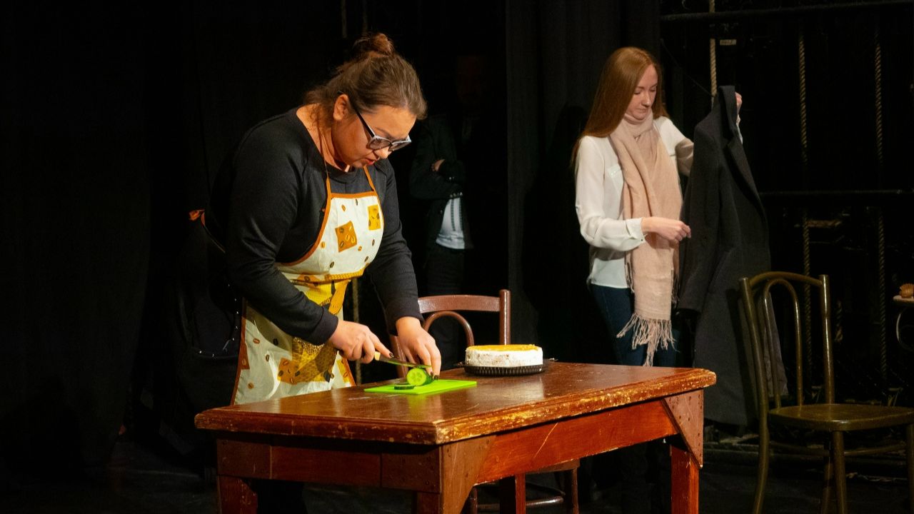 Диалог по мотивам фильма "Мама".