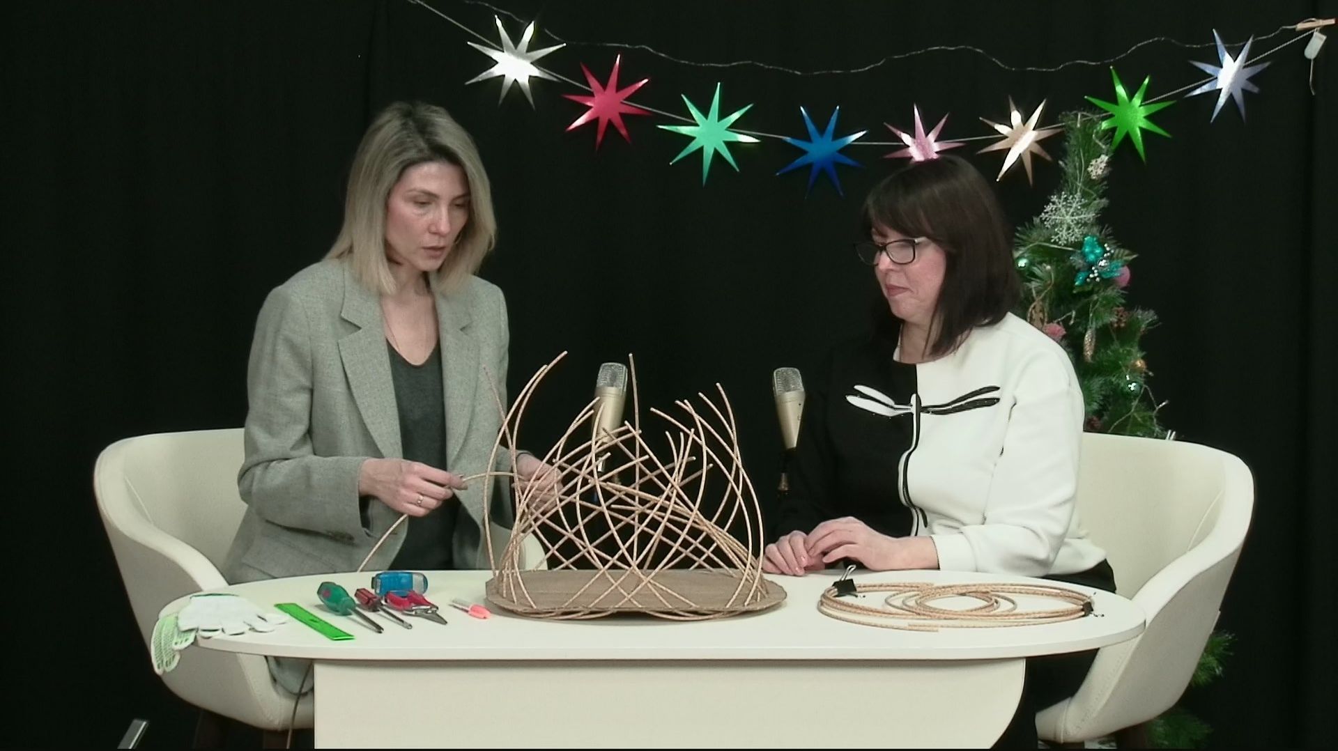 Мастер-класс по плетению «юбки» для Новогодней ёлки