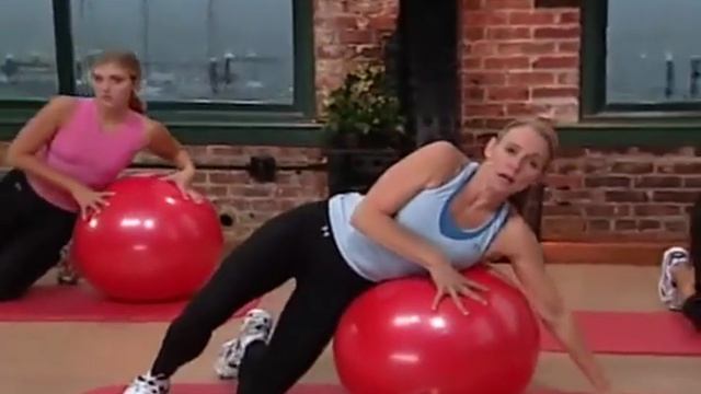 Лучшая тренировка с фитболом