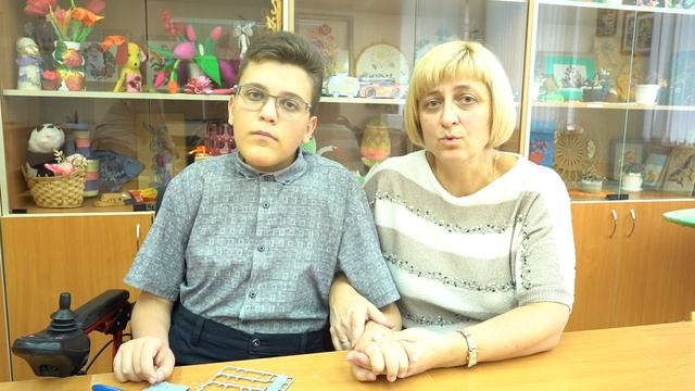Видеообращение мамы Максима Братчикова