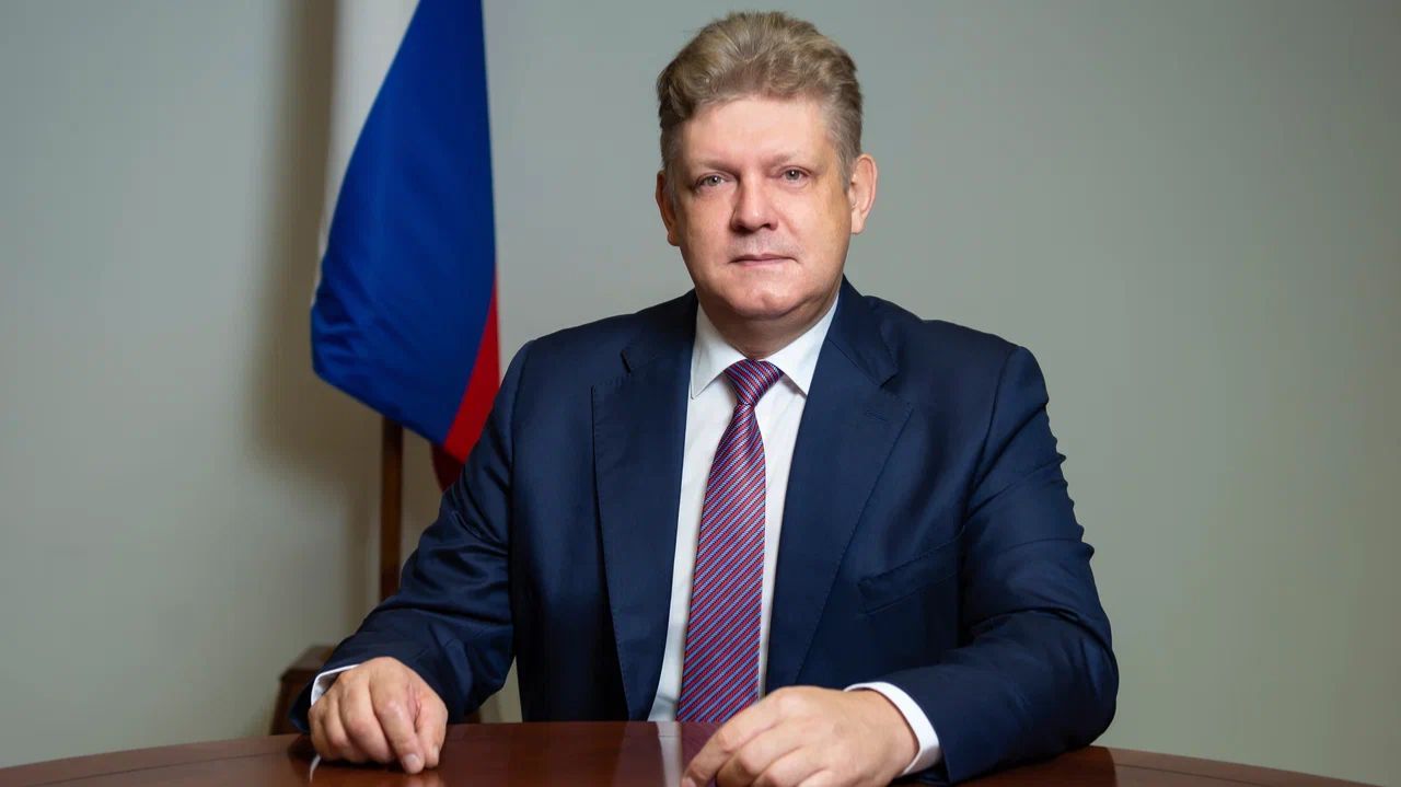 Полномочный представитель президента РФ в СФО Анатолий Анатольевич Серышев поздравляет с Новым годом