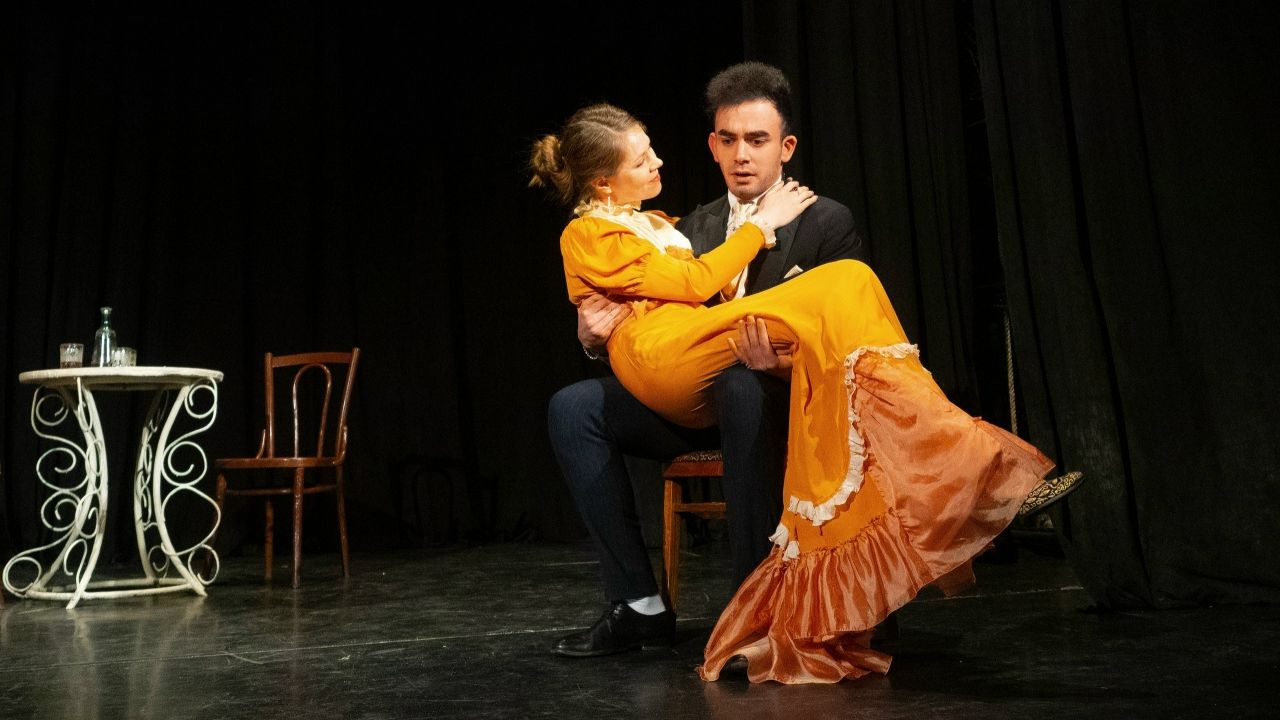 Эскиз пьесы Оскара Уайльда "Идеальный муж".