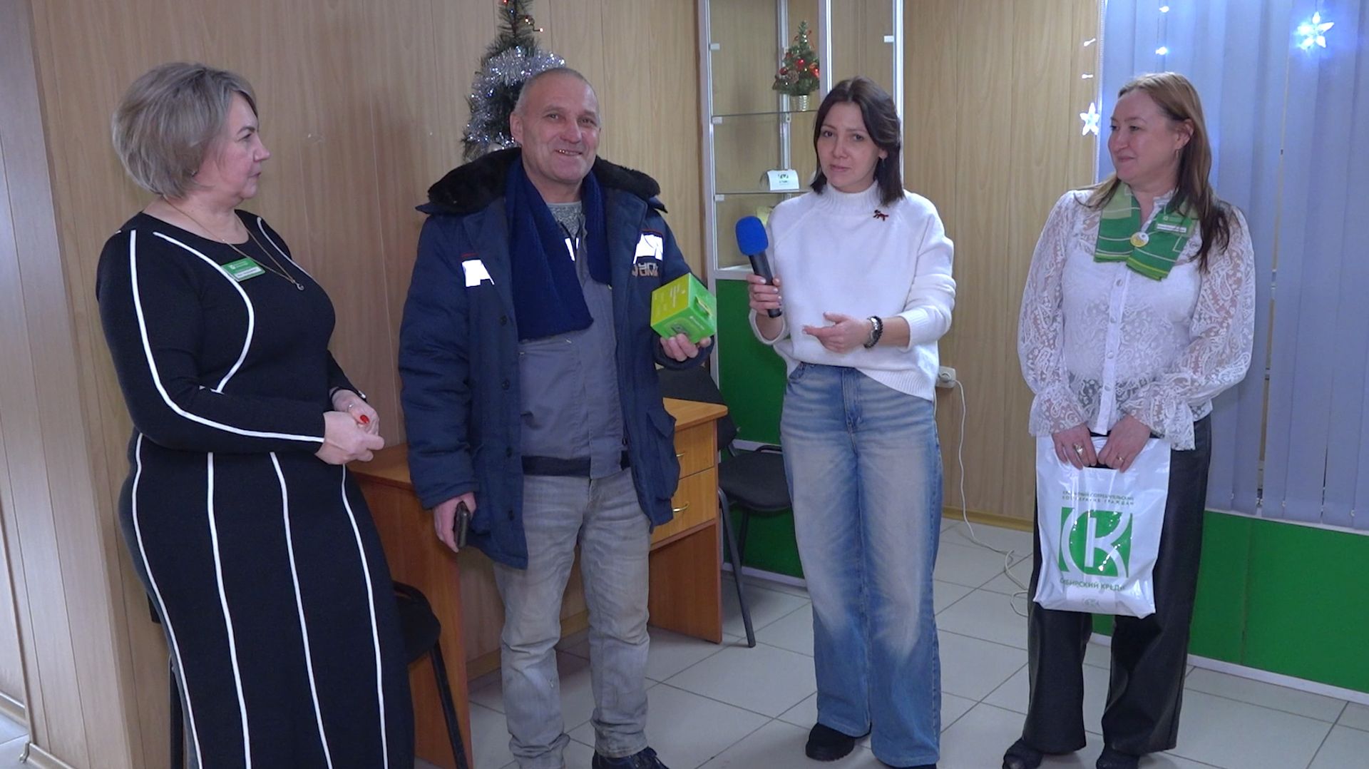 Розыгрыш призов "Новогодний ИИ" от АСТВ и наших замечательных партнёров. Поздравляем самых активных!