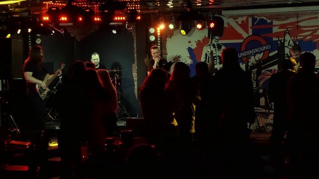 2025-12-20 - Группа «АКУРА» - КорпоративниК в клубе «Big Ben»