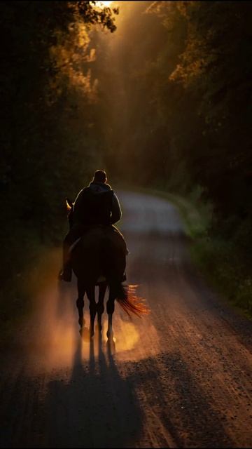 «Лениво и тяжко плывут облака…» - Александр Блок.