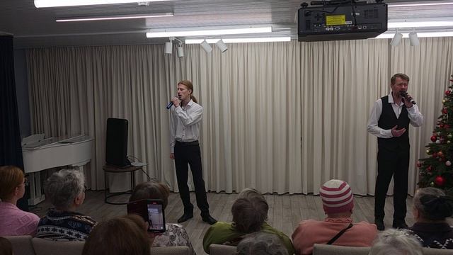 8. Отец рядом с тобой