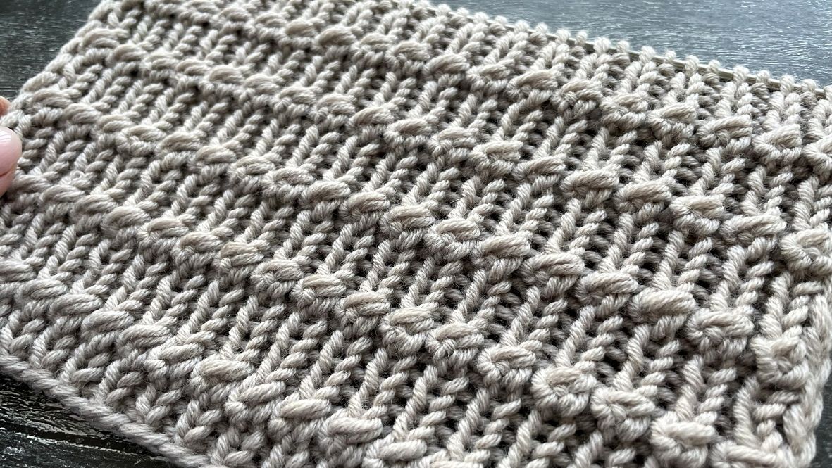 Резинка 1 на 1 с узелками