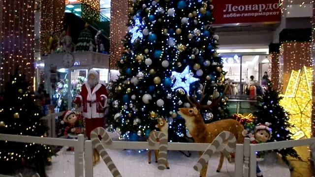 NEW YEAR IN KALININGRAD. CLOVER SHOPPING CENTER