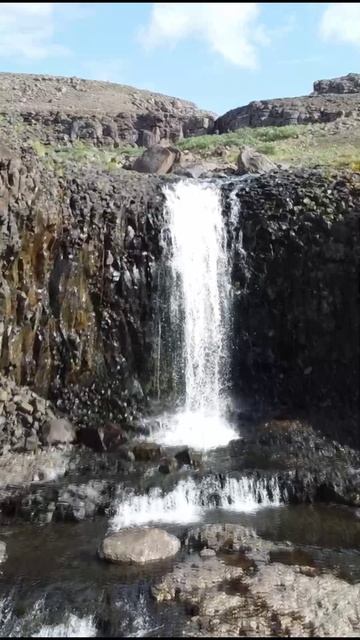Водопад на плато Путорана. Верховья реки Дынкенгда.
