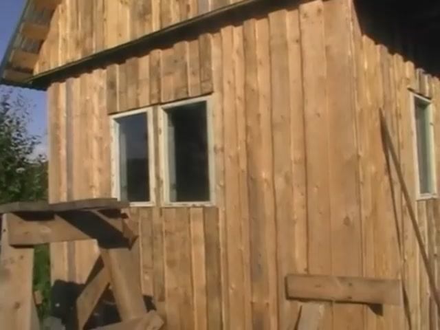 Как самому построить бытовку? Бюджетные окна.