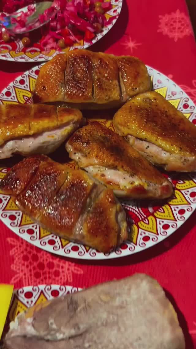 Утиная грудка, запеченная в аэрогриле! С праздником! #мирувлечений