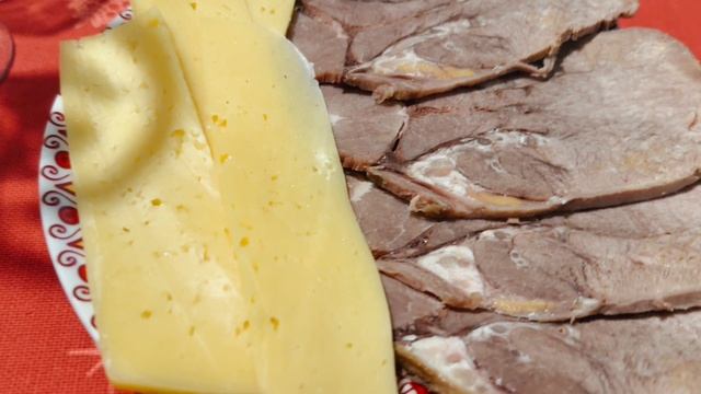 Новогодний стол на двоих! С Новым 2026 годом! #мирувлечений