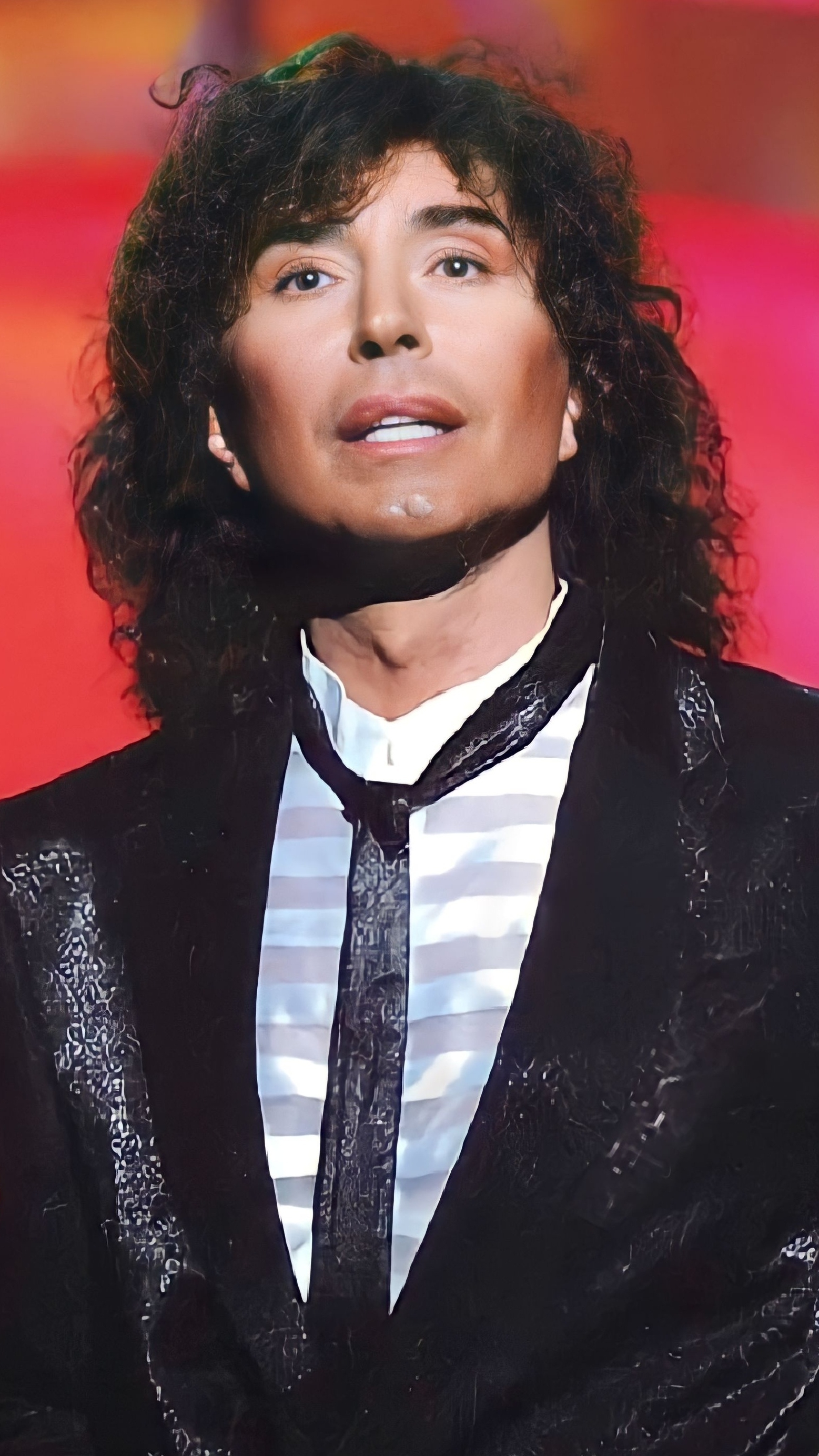 Валерий Леонтьев. Ягодка. Видеозарисовка. Видеоролик создан с помощью ИИ.