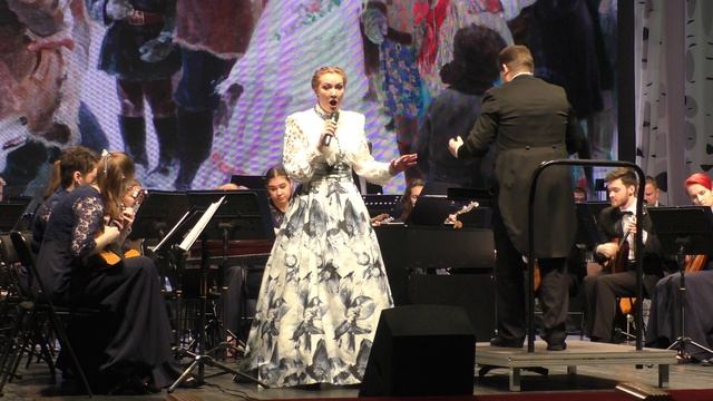 "Эх, матушка". Поёт великолепная Анастасия Лысякова в сопр. Русского академического оркестра