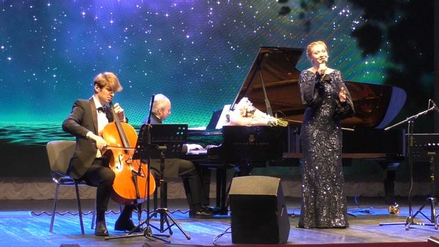 "Пообещайте мне любовь". Поёт великолепная Анастасия Лысякова Новосибирская филармония