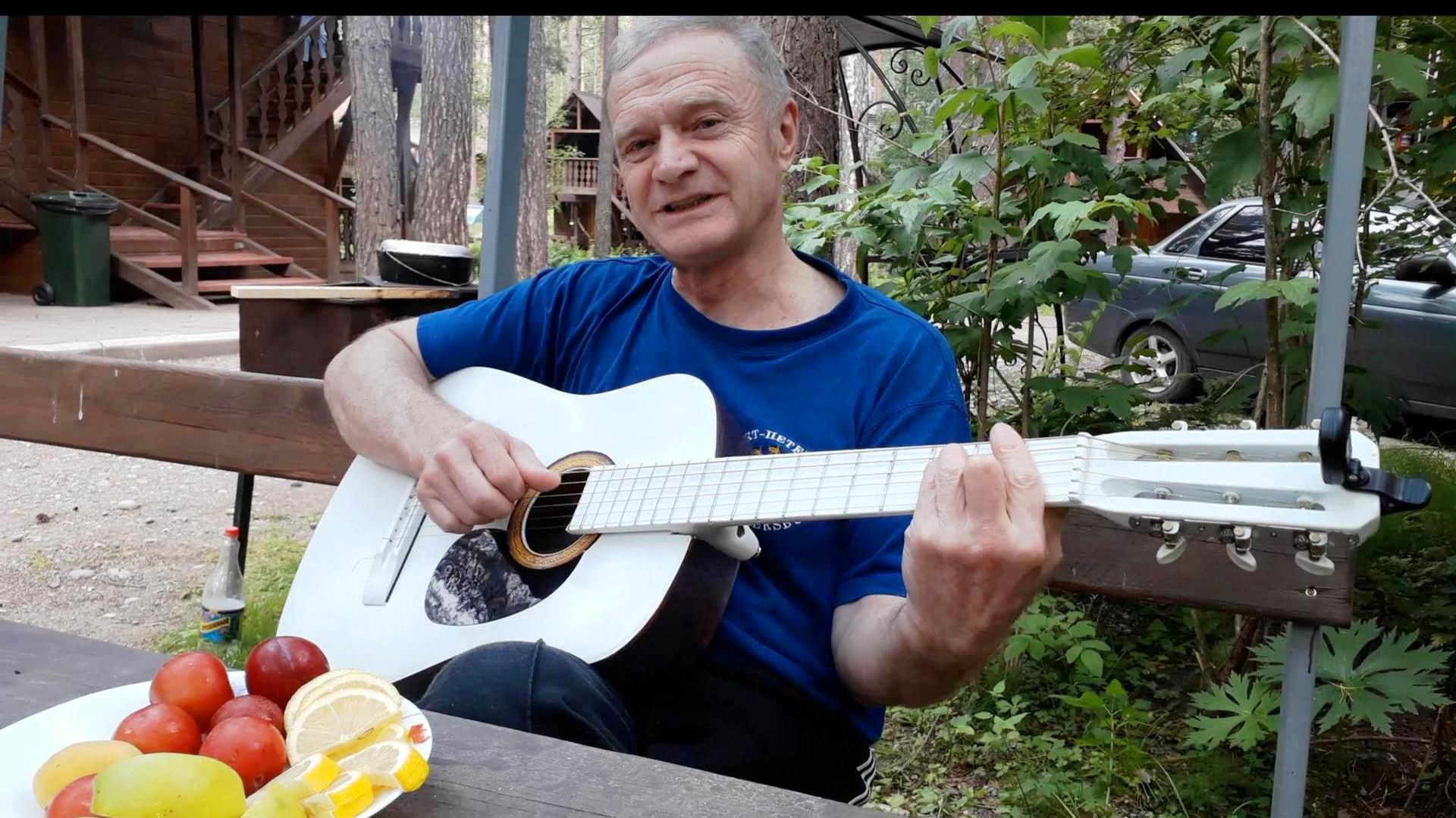 У меня для тебя... Сергей Азаров.