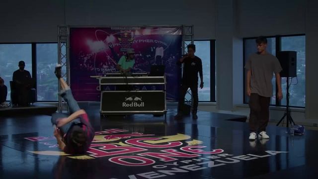 Брейк Данс | Брейкинг – Футворкинг