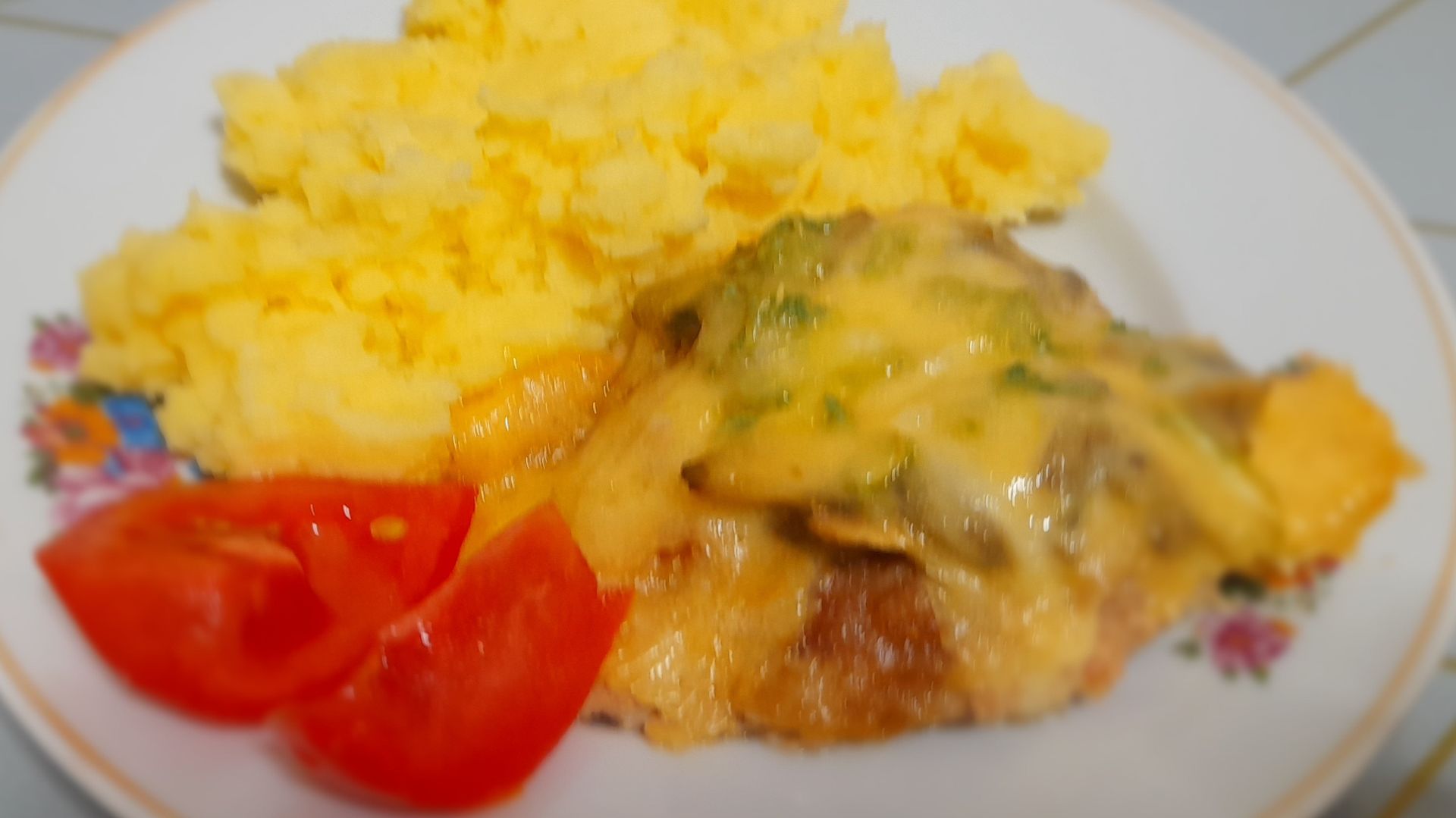 Мясные гнезда