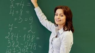 Зарплату учителям предложили значительно повысить