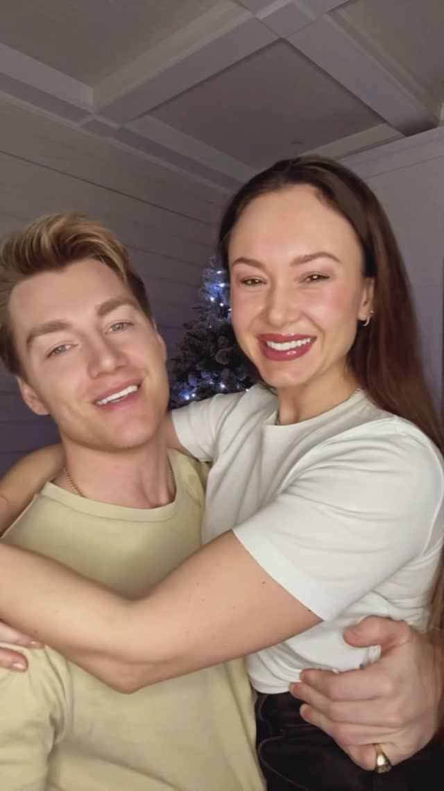 Алексей Воробьев рассказывает о создании дуэтной песни с Аидой Гарифуллиной - Останься со мной