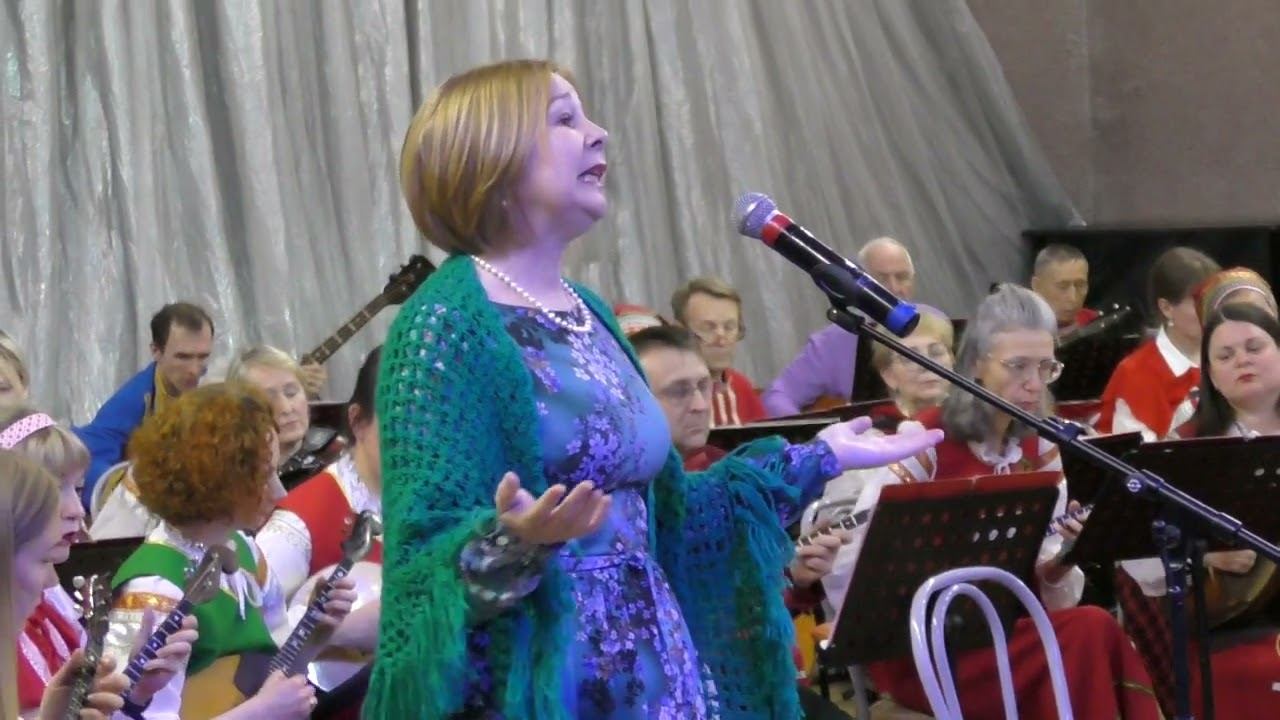 8 Сл. и муз. Сергея Григорьева «Вязала матушка мне шаль». ОРНИ Троицкий, солистка Светлана Грибанова