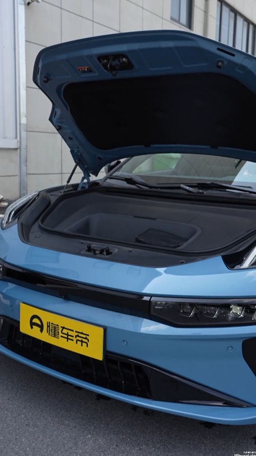 ZEEKR 001 - Пошаговое описание того, как открывать и закрывать переднее багажное отделение