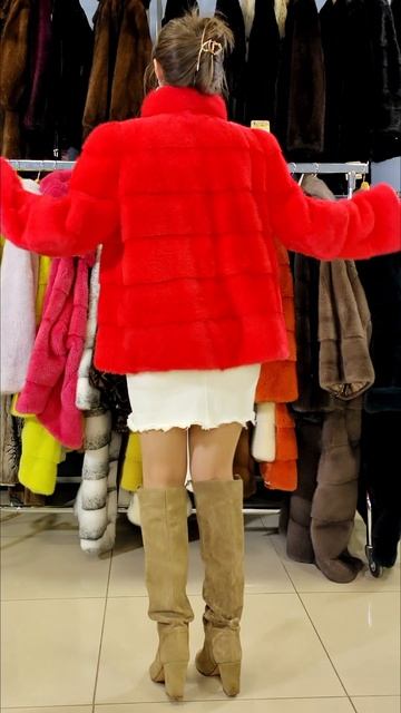 Создаем хорошее настроение  #мода #модныепоказы #брендыодежды #стиль #стильxl #fashion #зима