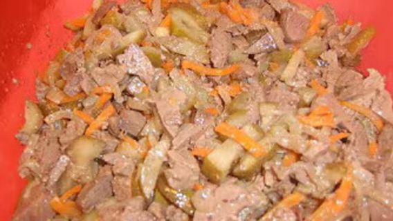 Салат из куриной печени. Маринкины творинки. Всем МИРА и Добра!