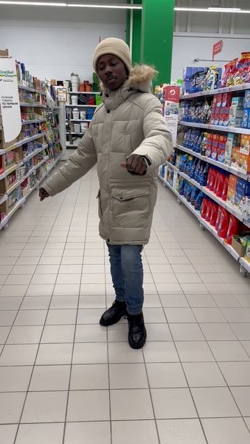 Танцую африканский танец под африканскую музыку