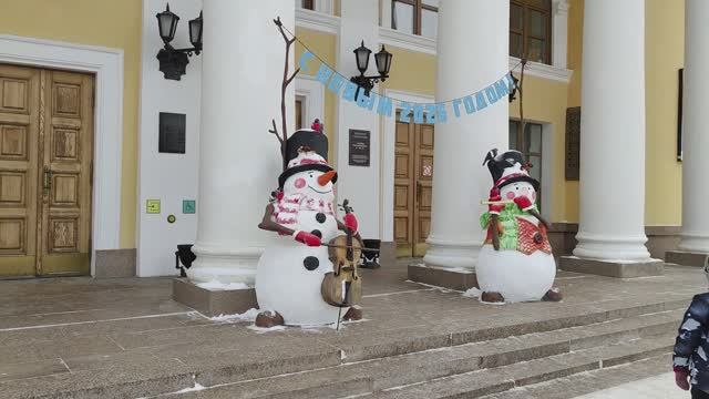 Челябинск новогодний. Набережная, Кировка, ледовый городок на пл.Революции. 04.12.2026г