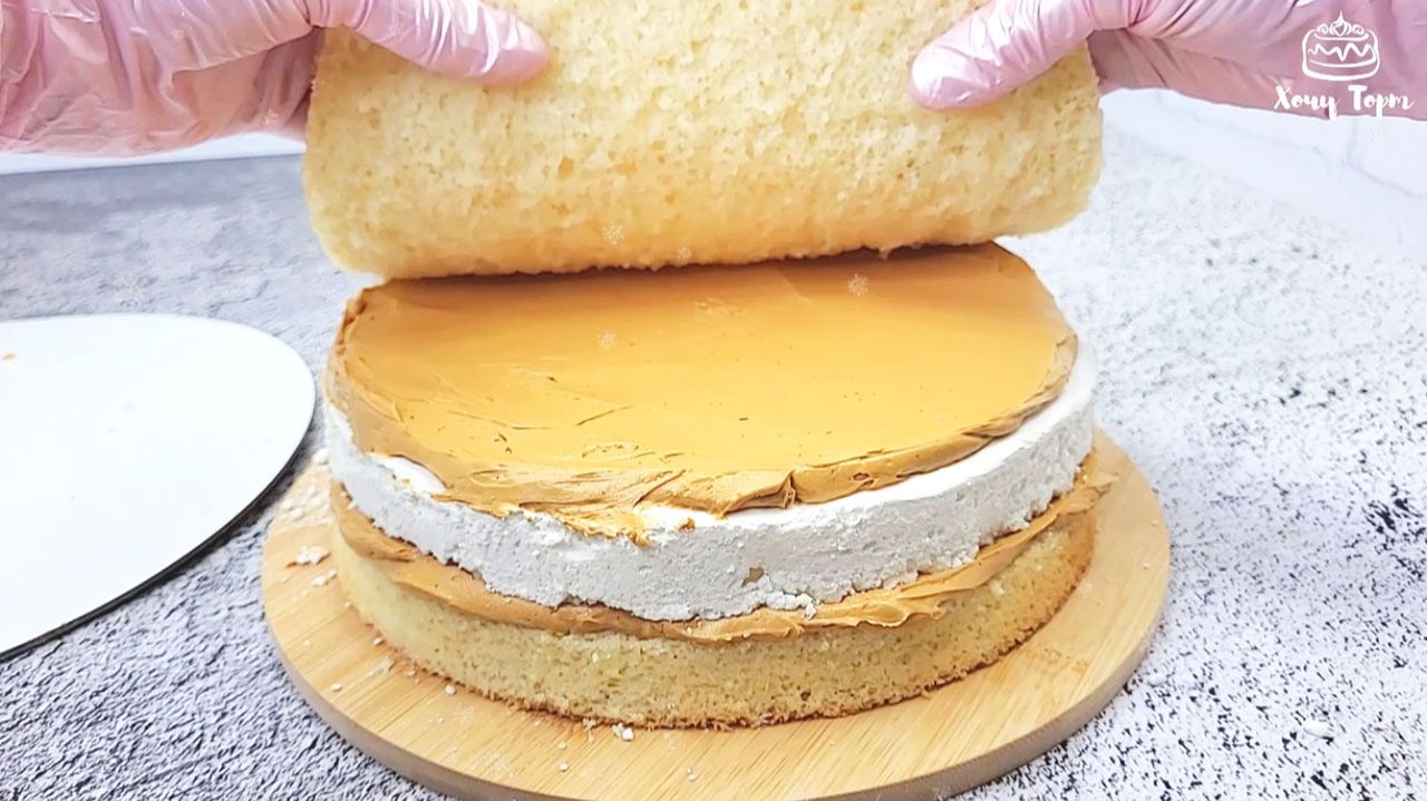 🍯 ПРОСТОЙ МАСЛЯНЫЙ КРЕМ С ВАРЁНОЙ СГУЩЁНКОЙ — Идеален для тортов с БЕЗЕ! Проще не бывает ✨