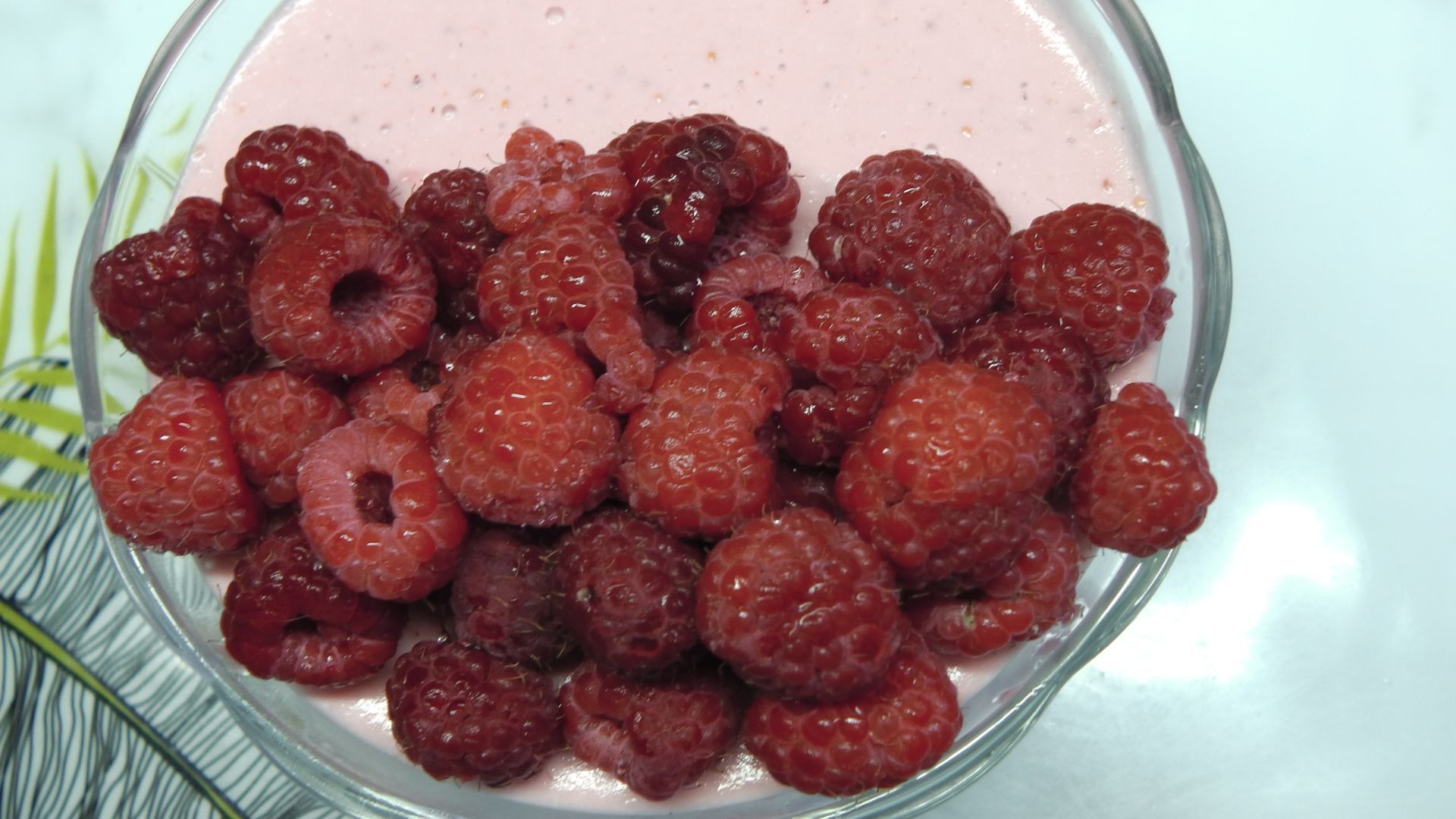 МЕНЮ НА 1 ДЕНЬ  НА ПОХУДЕНИЕ  С ПОДСЧЕТОМ  КАЛОРИЙ