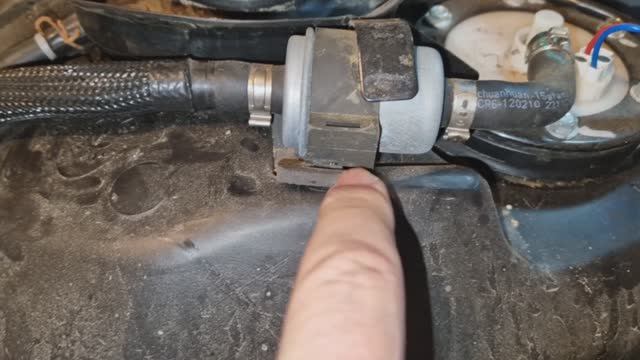 Как снять кожух бензобака квадроцикла CFMOTO и поменять бензофильтр CFORCE 600 EPS ADVANCED