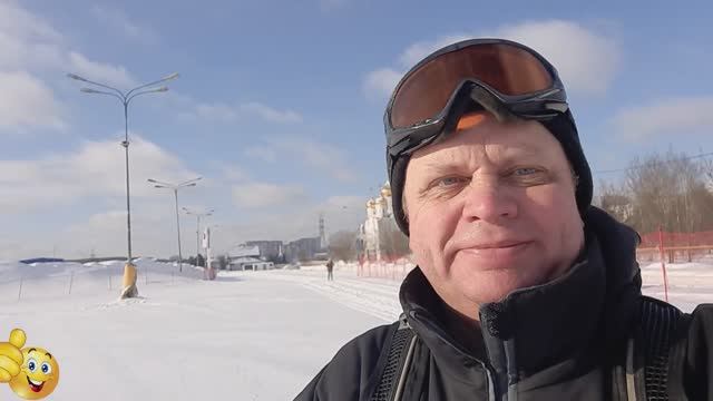 А потом и лыжи снял...