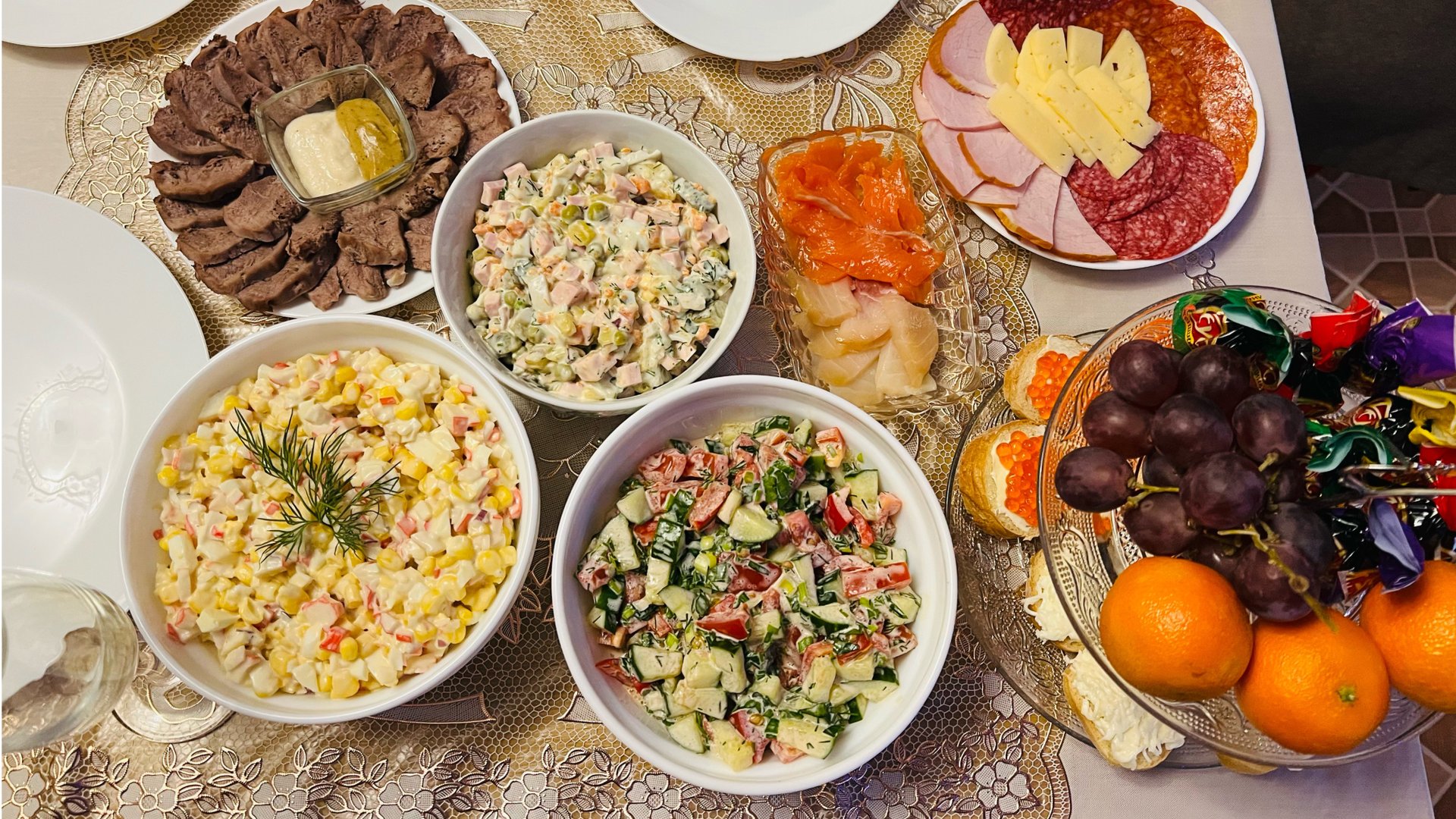 31 декабря. СКРОМНЫЙ НОВОГОДНИЙ СТОЛ. ГОТОВИМ ВМЕСТЕ