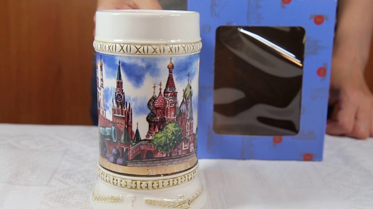 Сувенирная пивная кружка с видами Москвы