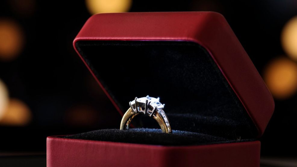 Как делают золотые кольца