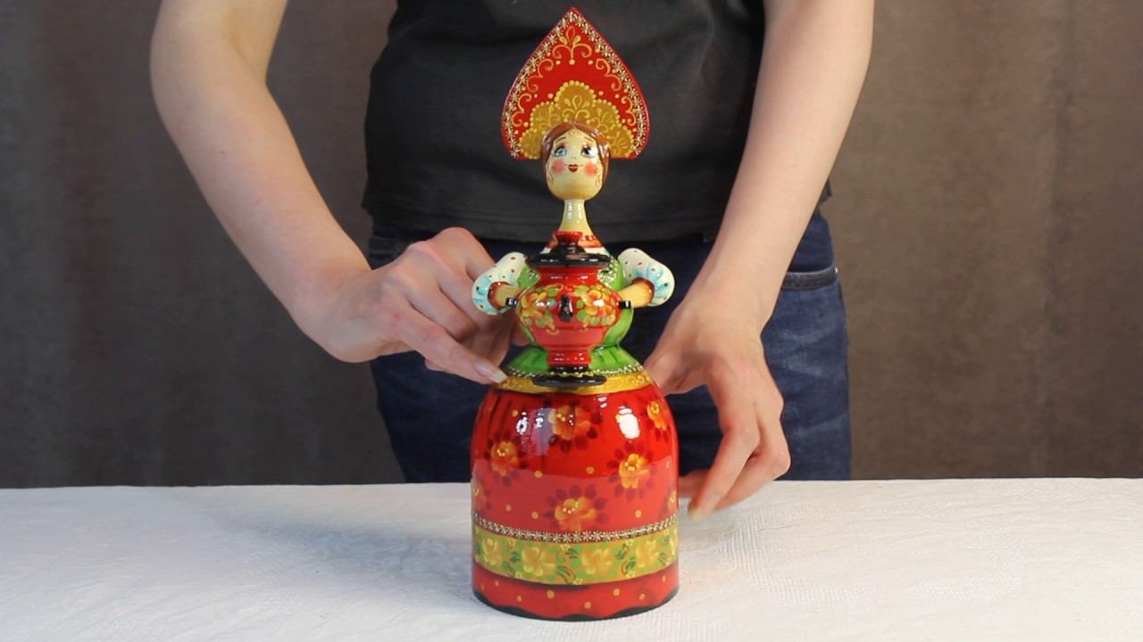 Деревянная кукла с самоваром 26,5 см