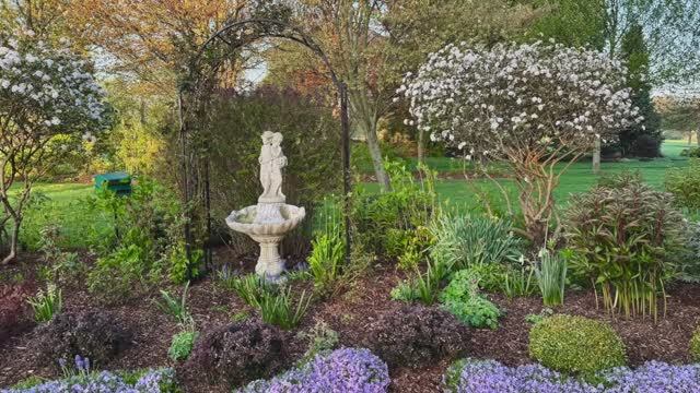 ПРЕКРАСНЫЙ ЧАСТНЫЙ САД  ЛИНДЫ  2025