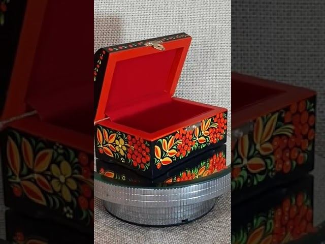 Шкатулка для украшений Хохлома