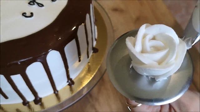 Украшаем_торт_ЗАКАЗАЛИ_МНОГО_КРЕМА_И_УКРАШЕНИЯ