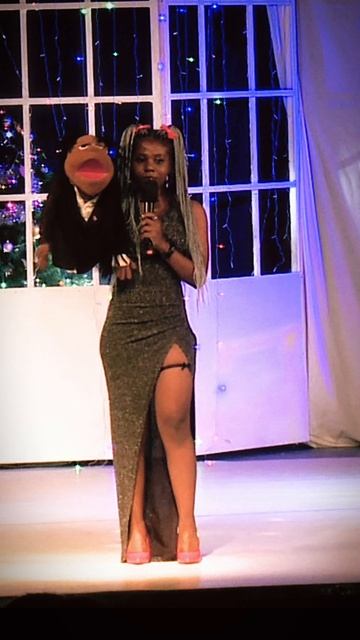 Новогодний концерт - Ивон Тамака