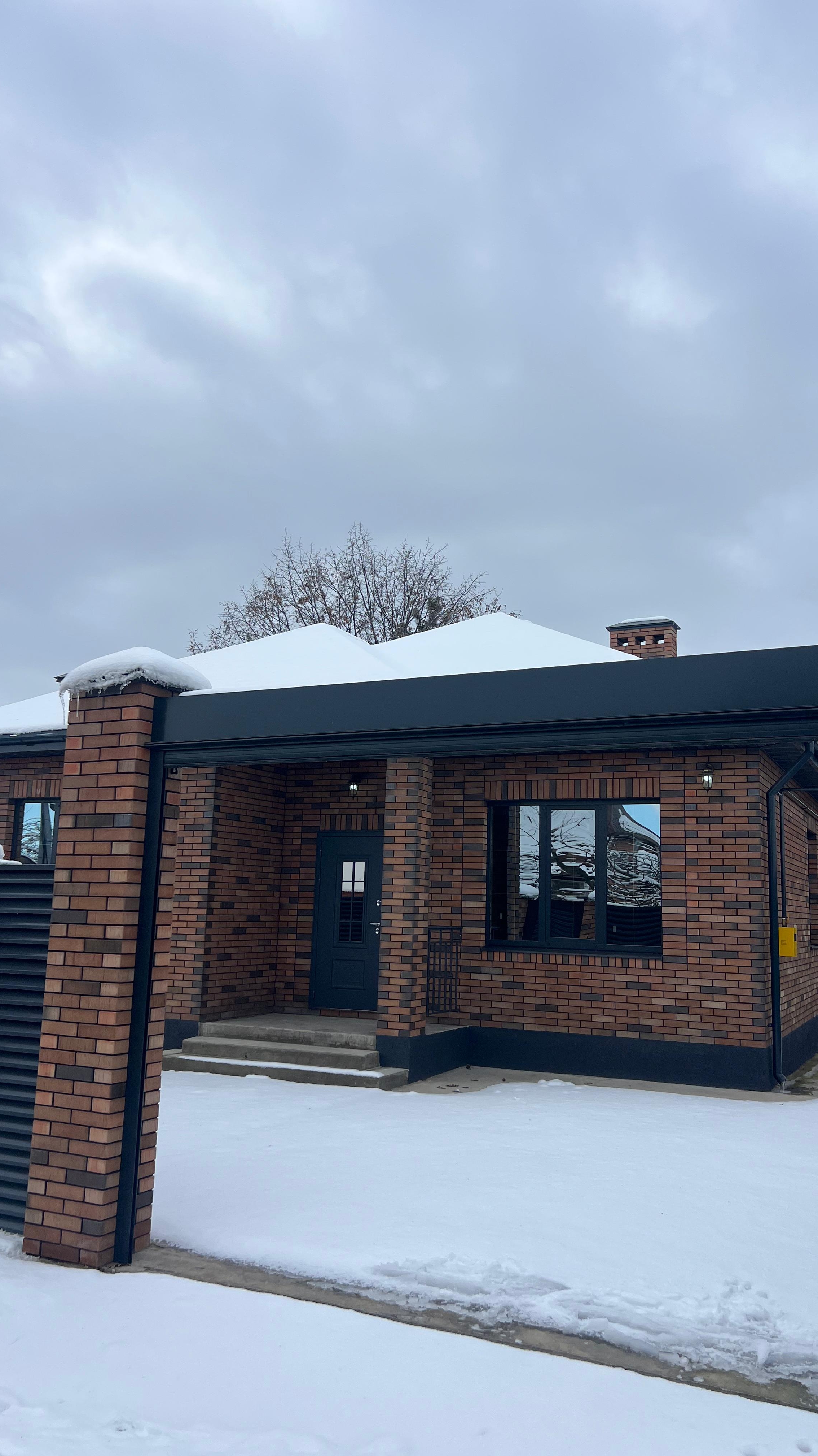 Новый Дом 140 Кв.м. Вместе С террасой, по первому этажу на 4 сотках земли.г. Краснодар, п.Знаменский