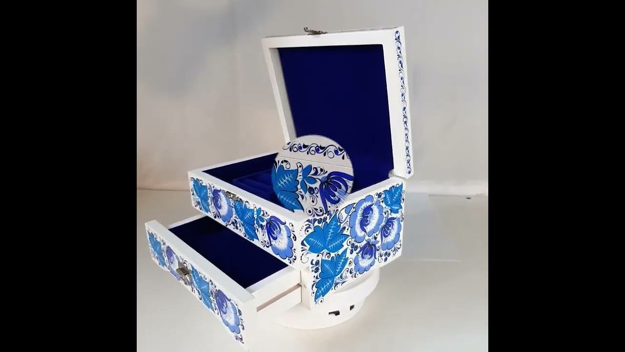 Шкатулка комод с росписью Пейзаж