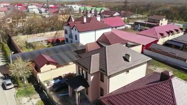 Проект узкого двухэтажного дома D-013