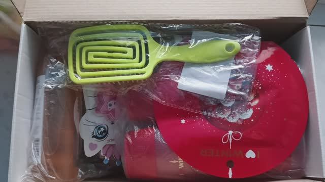 Ещё одна посылочка от Дедушки Мороза